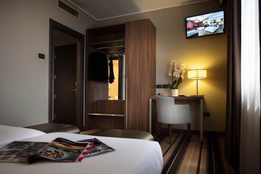 Information request - Smart Hotel Holiday - Venice