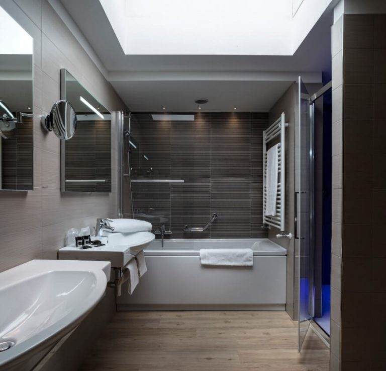 Gallery - Smart Hotel Holiday - Venice