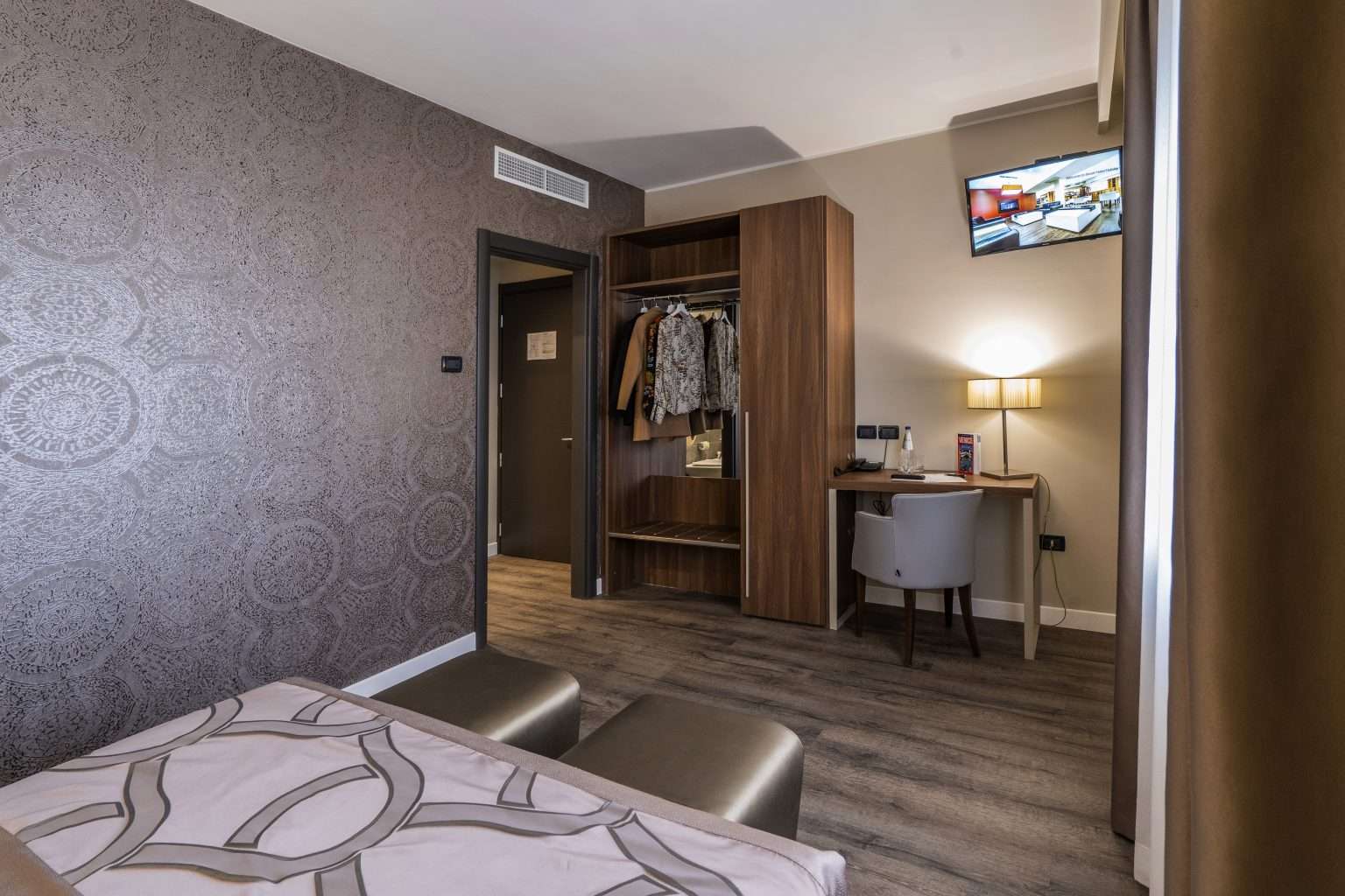 Gallery - Smart Hotel Holiday - Venice
